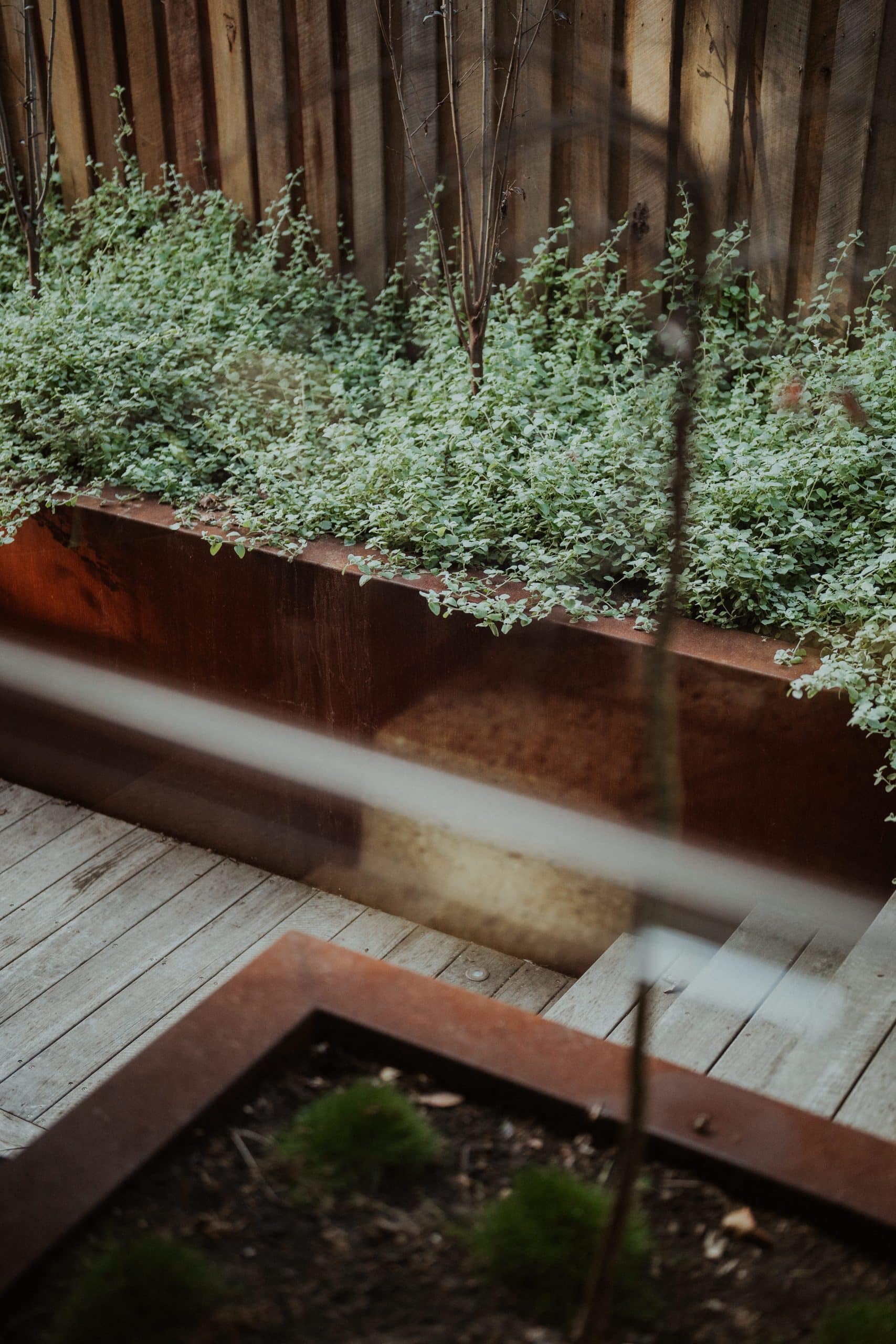 Contact - Lander Metals