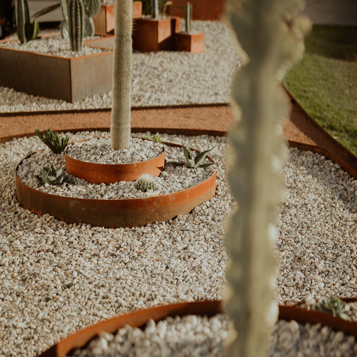 Planter & Garden Bed Rings - Lander Metals